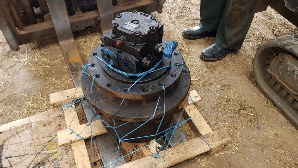 Used Daikin BM23-32CTBF-50 final drive assembly for sale | Kattrak ...