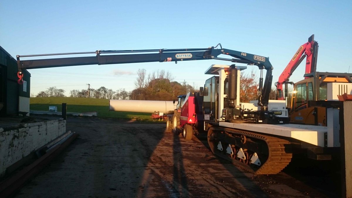 8T Tracked Flatbed with Hiab | Kattrak International Ltd